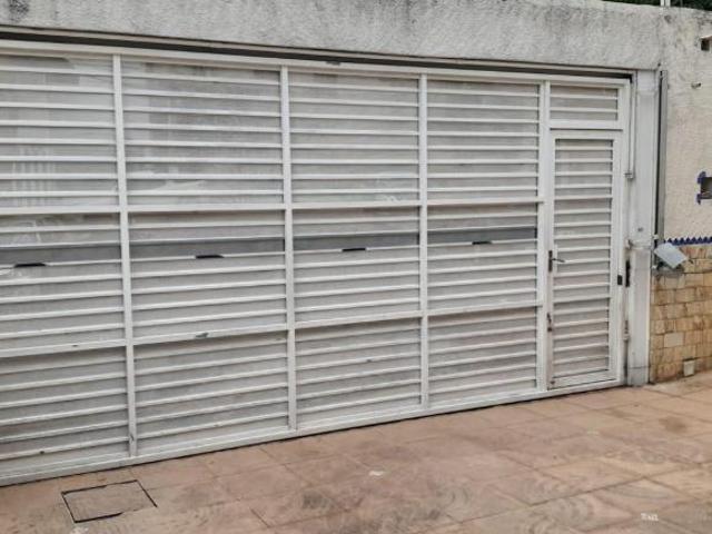 Excelente casa no bairro do Pari, 361m²