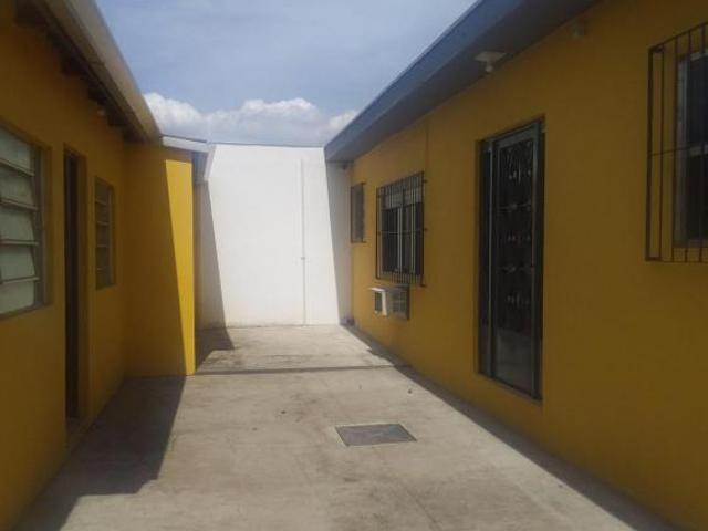 Excelente casa no bairro Igara