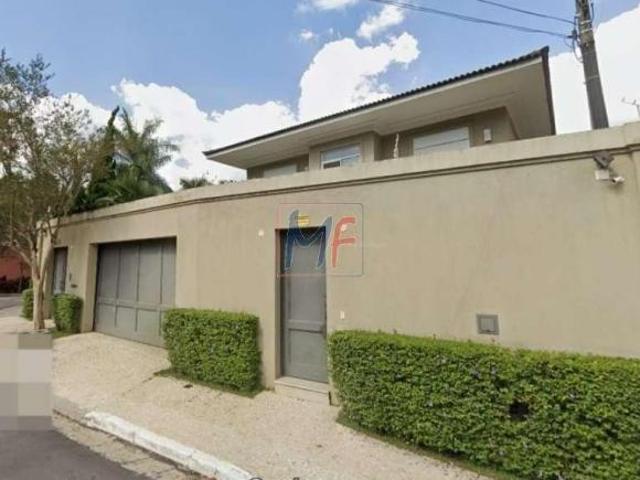 Excelente casa no bairro Morumbi, com 500 m² a.u Terreno de 547 m2, ZER 1, 4 dormitórios 2 suíte