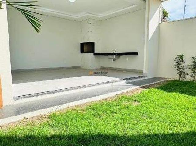 Excelente casa no bairro São Conrado Averbada
