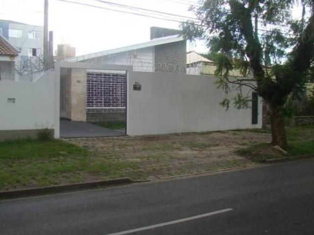 EXCELENTE CASA NO BAIRRO REBOUÇAS