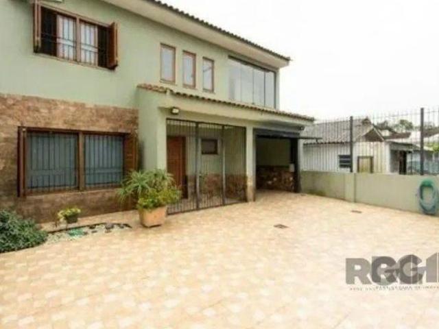 Excelente casa no bairro tristeza com 5 dormitorios