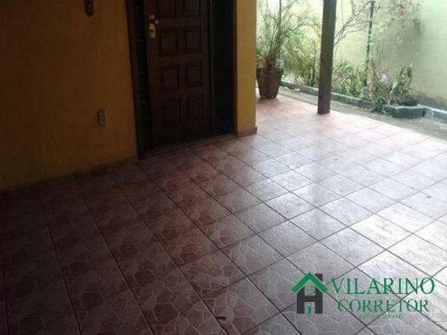 EXCELENTE CASA NO BETÂNIA OPORTUNIDADE AO LADO DO MOSTEIRO