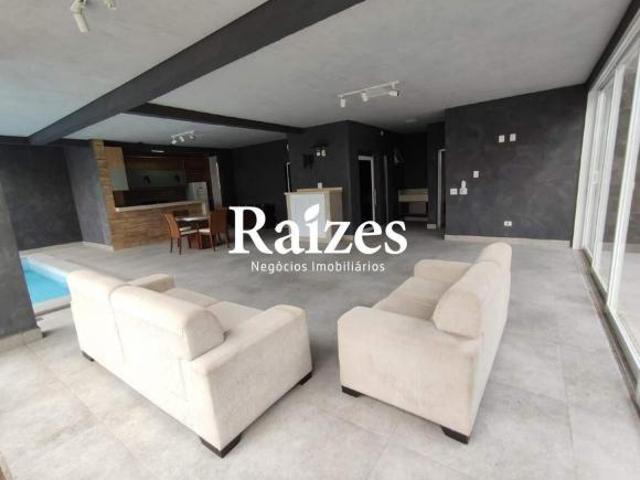 Excelente casa no Cidade Jardim com 3 suítes e escritório reversível