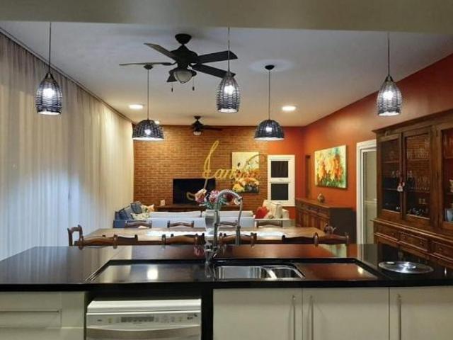 Excelente Casa no Condomínio Malibu! Com 04 suites