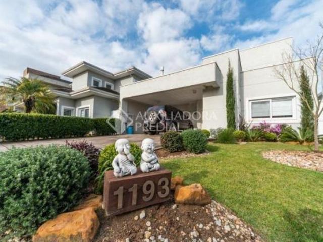 EXCELENTE CASA NO CONDOMÍNIO DE ALTO PADÃO TERRA VILLE