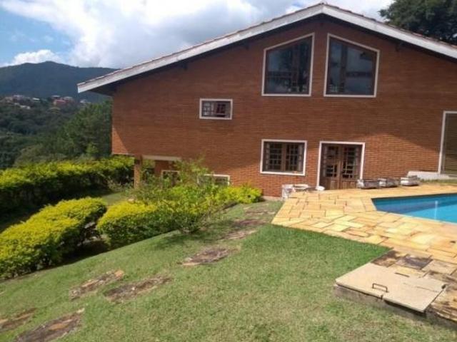 Excelente casa no condomínio Flamboyant em Atibaia