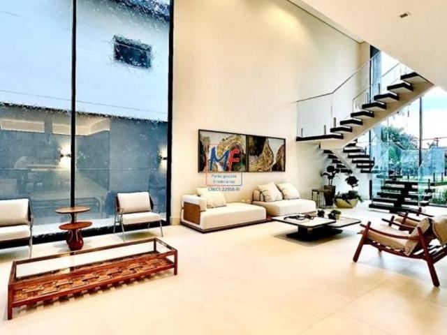 Excelente Casa no Condomínio JD. Acapulco, mobiliado, com 525 m² a.c 5 dorms sendo 5 suítes