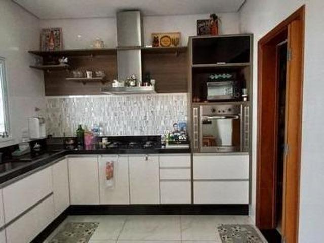 Excelente Casa no Condomínio Residencial Reinassance