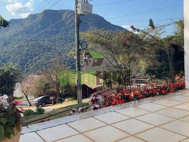 Excelente casa no condomínio Veredas das Geraes