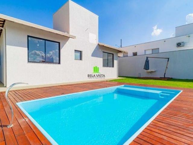 Excelente Casa no condomínio Villa Prime