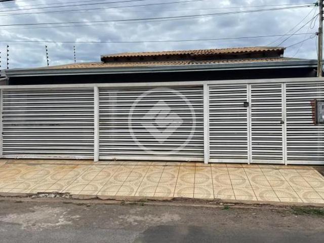 Excelente Casa no CPA IV Setor l