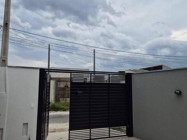 Excelente Casa no Ipê I em Moreira César – 2 Quartos com Suíte