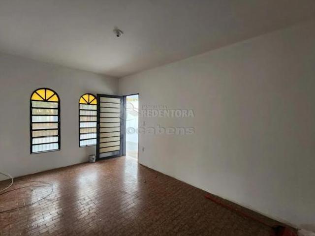 Excelente Casa no Jardim Soraia
