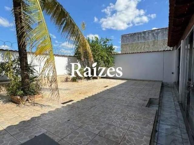 Excelente casa no Jardim Patrícia