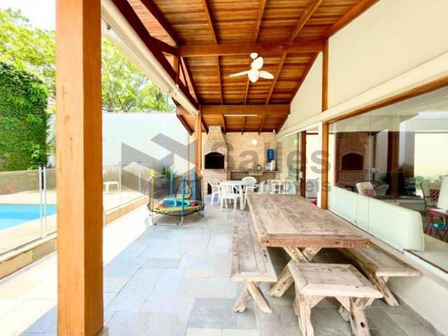 Excelente Casa no Jardim Virgínia Enseada