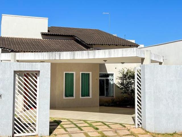 Excelente casa no Jockey em condomínio fechado QUITADA E ESCRITURADA