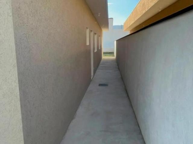 Excelente casa nova, com suíte