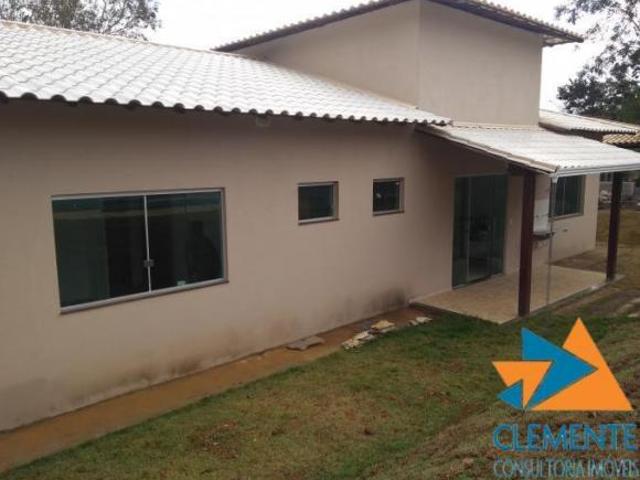 EXCELENTE CASA NOVA CONDOMINIO FECHADO VALE DO LUAR
