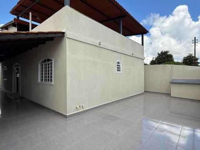 Excelente casa para venda Nova colina!