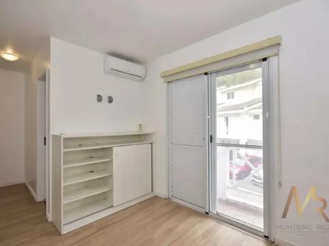 Excelente casa para venda ou locação em condomínio fechado