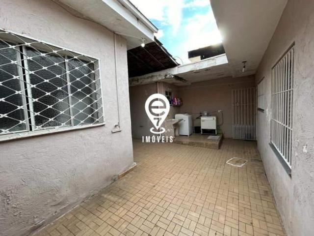 EXCELENTE CASA PARA VENDA DE 3 DORMITÓRIOS NO IPIRANGA!