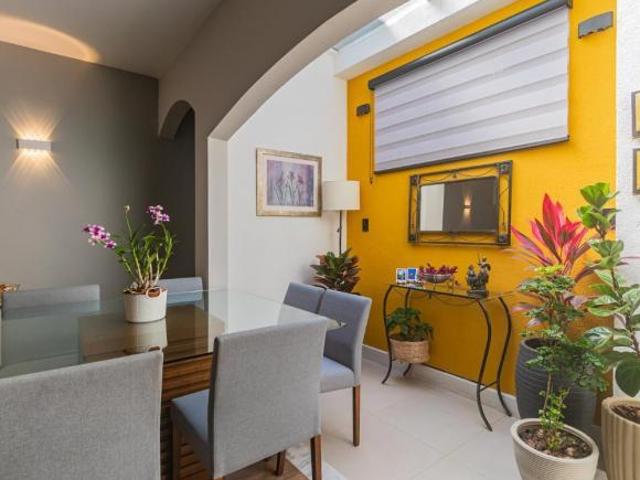 Espetacular casa para venda em Chácara Santo Antônio Zona Sul com 3 quartos, 150m²