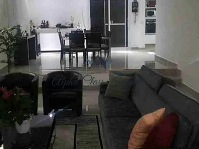 Excelente Casa para VENDA em Condomínio Fechado Alphaville/Tamboré