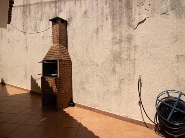 Atraente casa para venda em Jardim São José Zona Norte com 4 quartos, sendo 2 suítes, 202m² doug