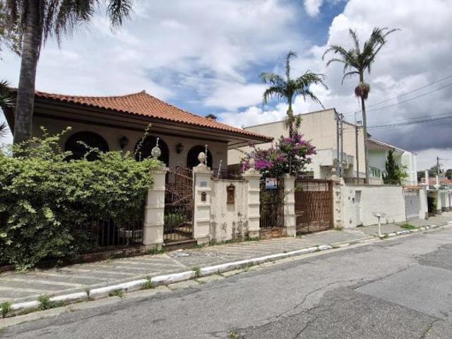 Confortável casa para venda em Tremembé com 4 quartos, sendo 3 suítes, 554m²