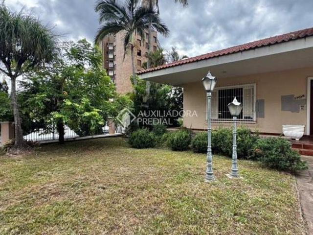 Excelente casa próxima da Av. Dr. Maurício Cardoso