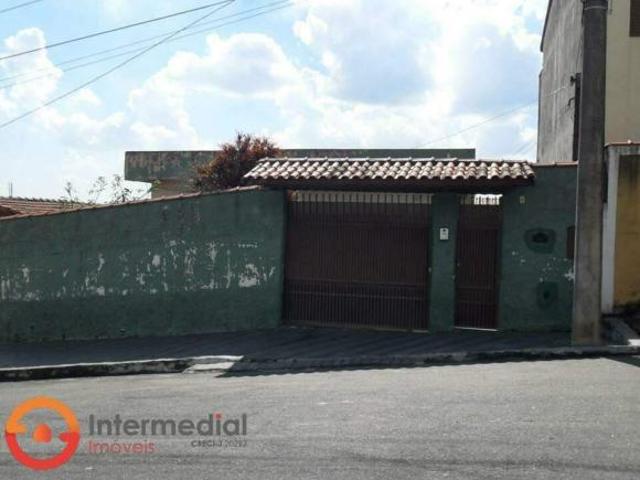 Excelente casa próximo ao centro de Boituva com espaço muito bom