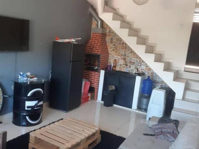 EXCELENTE CASA PRA VENDA