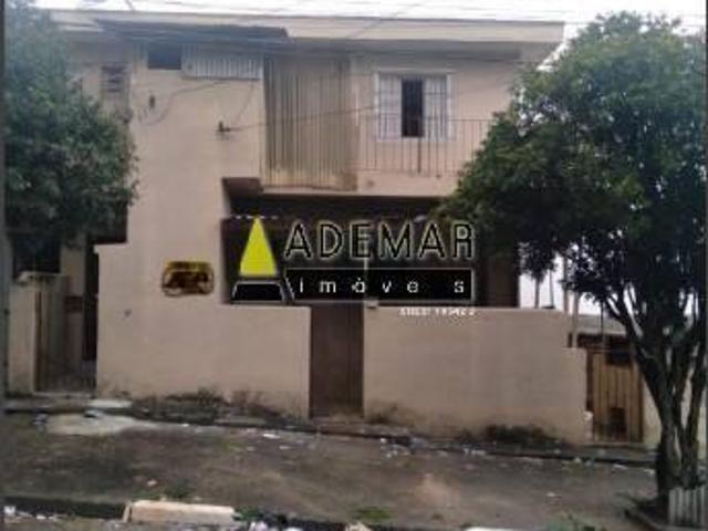 EXCELENTE CASA PRA VENDA PRA RENDA