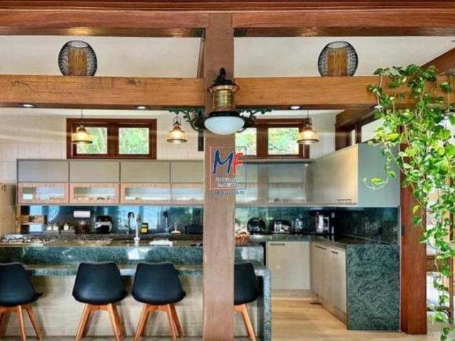 Excelente casa região sul de Ilhabela, 390 m² a.c 1.700 m² a.t 4 suítes, escritório, lareira, ár