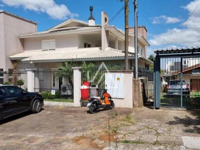 EXCELENTE CASA RESIDENCIAL E COMERCIAL
