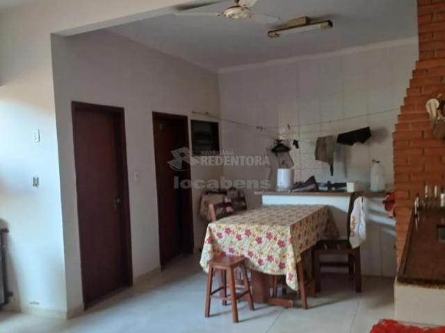 Excelente Casa Residencial para Venda/Locação 3 Dormitórios / Vila Maceno