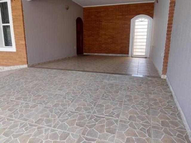 Excelente casa Residencial/Comercial