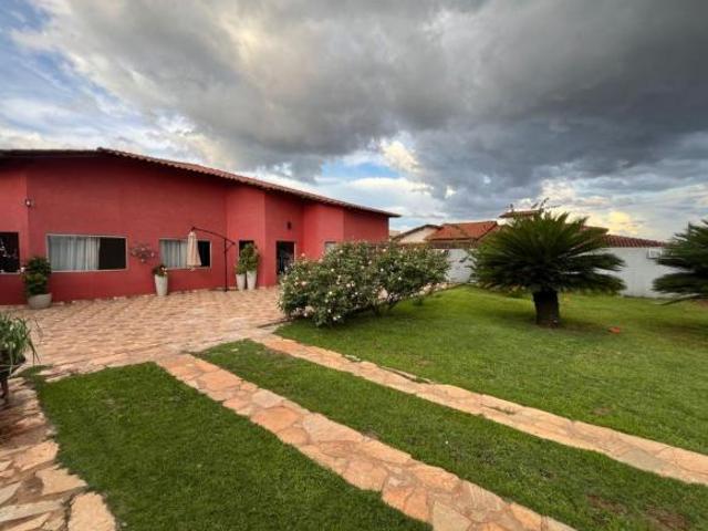 EXCELENTE CASA RUA 5 VICENTE PIRES 4 SUÍTES REFORMADA LOTE 800M2! OPORT