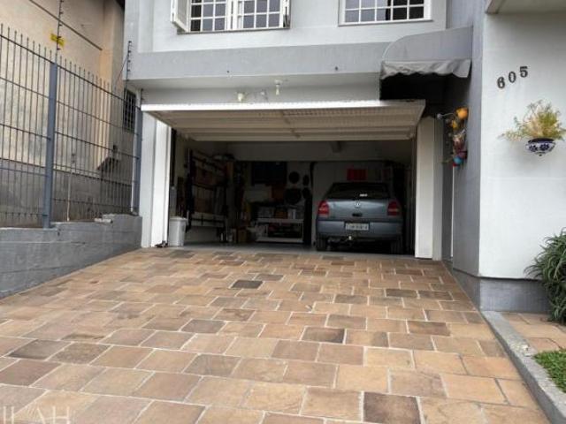Excelente casa Semimobiliada na Colina sorriso com 189,31 m2