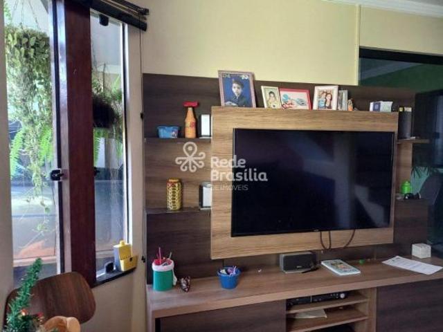 EXCELENTE CASA SETOR OESTE