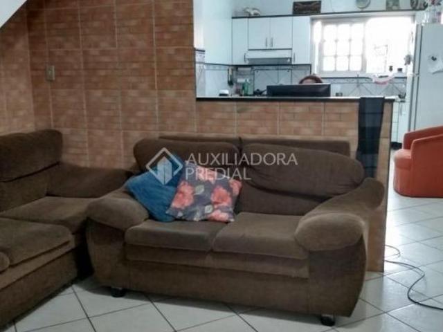 EXCELENTE CASA SOBRADO COM 3 PISOS, PONTO COMERCIAL