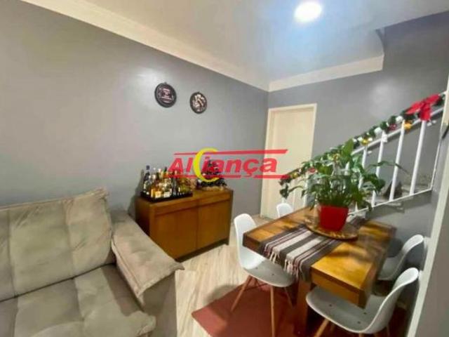 EXCELENTE CASA SOBRADO CONDOMÍNIO FECHADO GUARULHOS