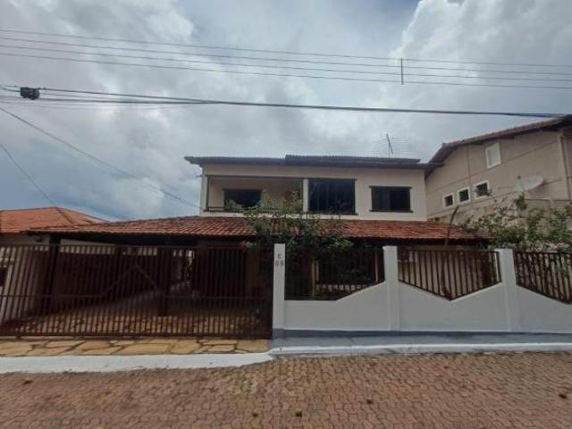 Excelente Casa Sobrado 05 quartos Jardim Botânico I