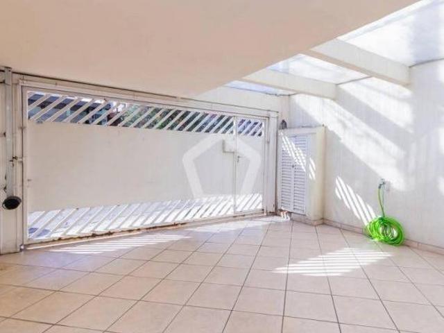 Excelente Casa Sobrado