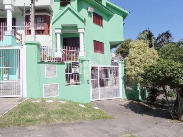 Excelente casa /sobrado, 4 quartos com viabilidade de mais 2, no Cristo Redentor