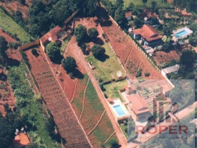 Excelente chácara 7.300 m² com Escritura à Venda em Atibaia, São Paulo