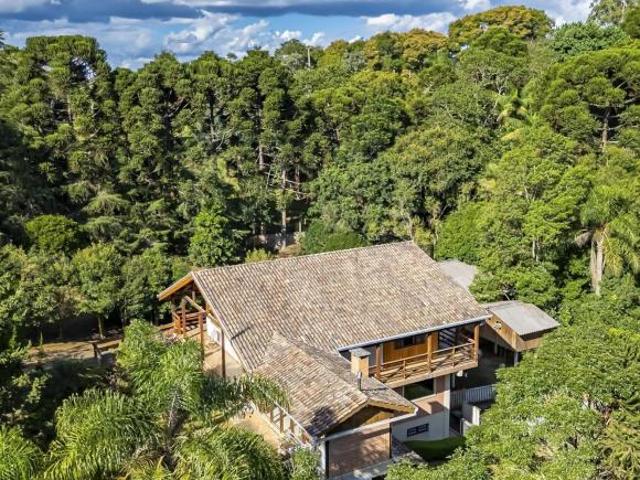 Excelente chácara a poucos minutos de Curitiba – Amplo espaço, conforto e grande potencial de invest