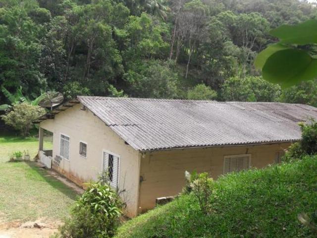 EXCELENTE CHÁCARA COM LAGO COD: 4895 F: 11 97302 9229 CESAR