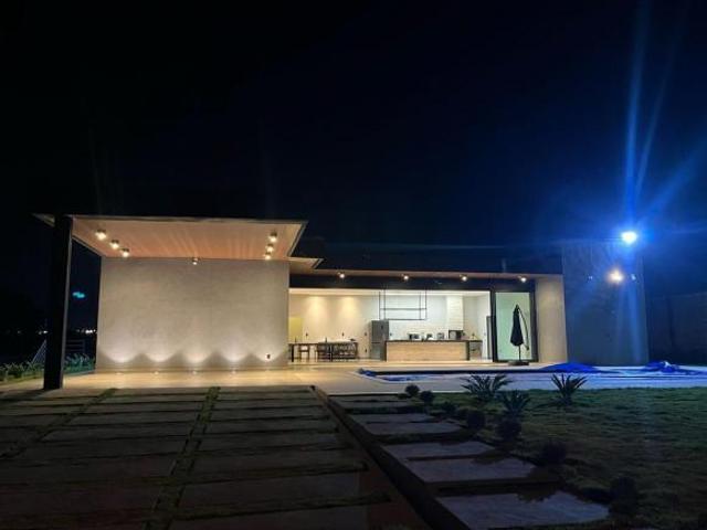 EXCELENTE CHACÁRA DE ALTO PADRÃO DISPONÍVEL PARA VENDA NO CONDOMINIO MORADA DO SOL